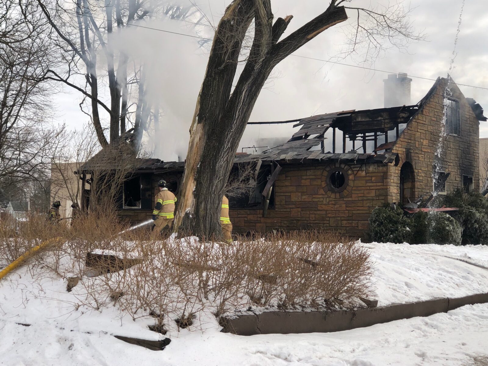 Dover house destroyed in Sunday fire - WJER Radio 100.9FM & 1450AM