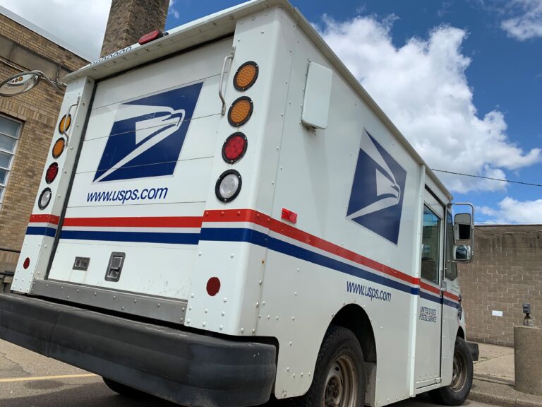 Postal carriers to accept canned food donations on routes Saturday ...