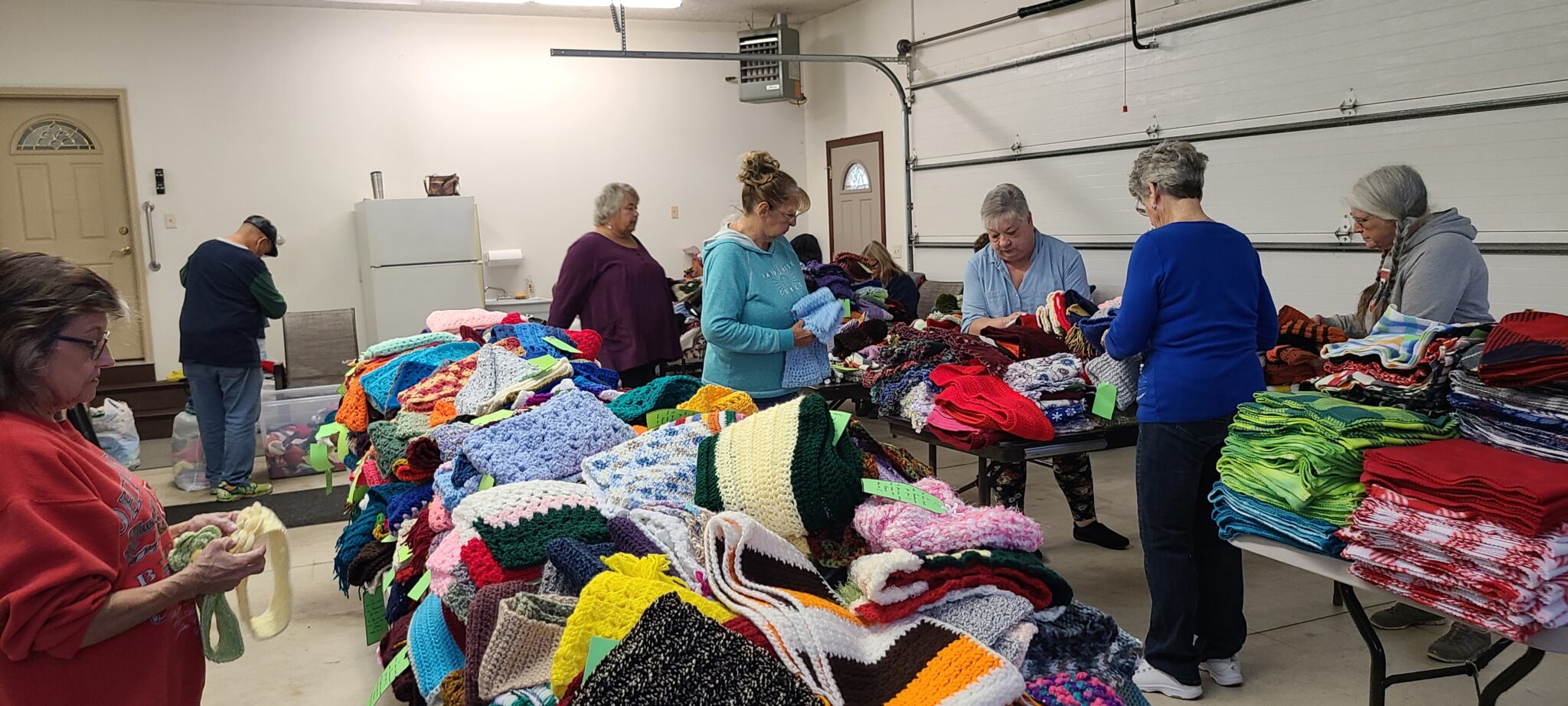 Volunteers gearing up for communitywide scarf distribution - WJER Radio ...