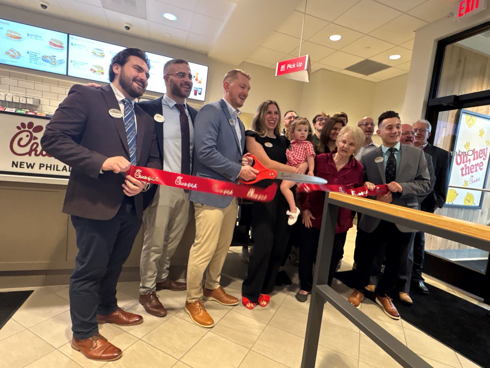 Chick-fil-A cuts ribbon in New Phila prior to Thursday opening - WJER ...